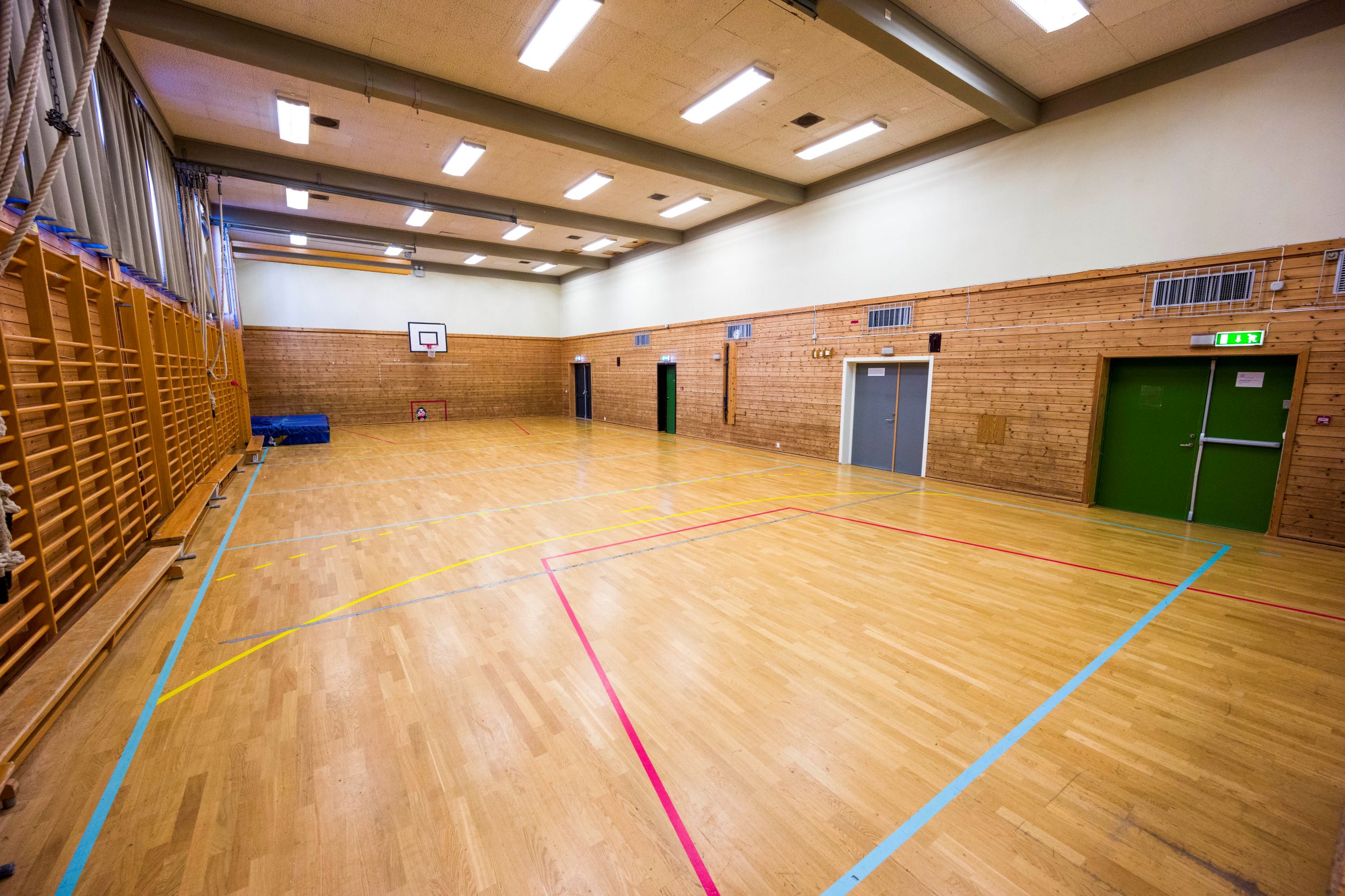BOOKUP - Hånes skole gymsal